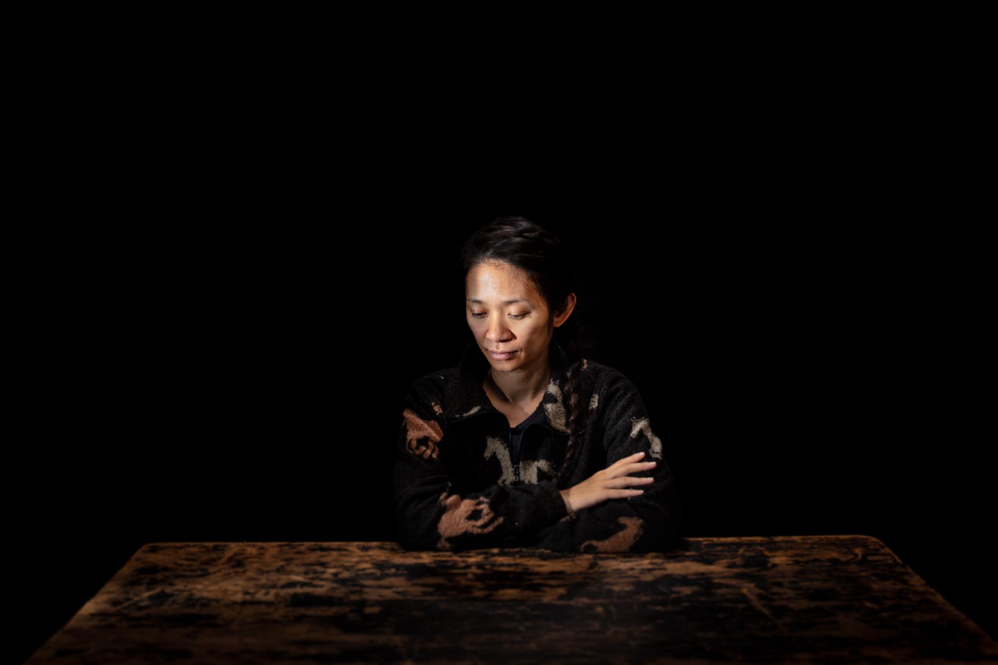 [FILM INTERVIEW] CHLOE ZHAO Reacts To Her Golden Globe Nomination ...